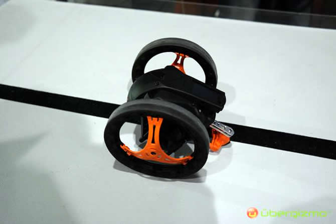 Parrot unveils two eye-catching robots, the MiniDrone and Jumping Sumo ...
